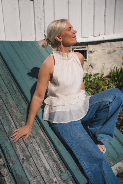 NEO NOIR - Vakre Vene